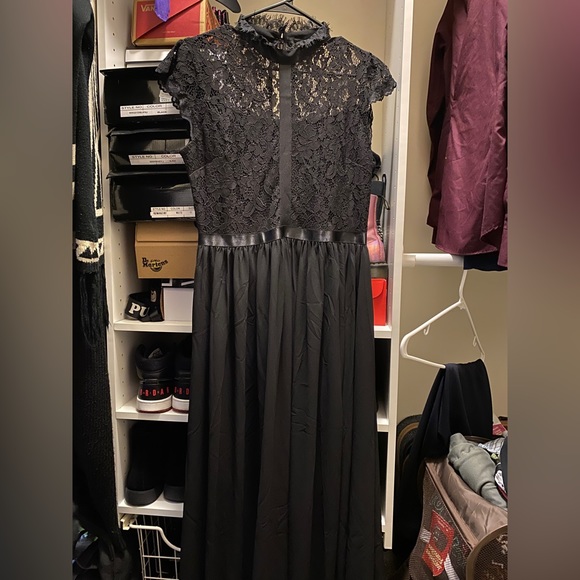 Miusol | Dresses | Miusol Lace Prom Dress | Poshmark